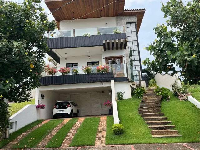 Casa / Sobrado em Condomínio para Venda em Taubaté/SP Itapecerica 3 Quartos