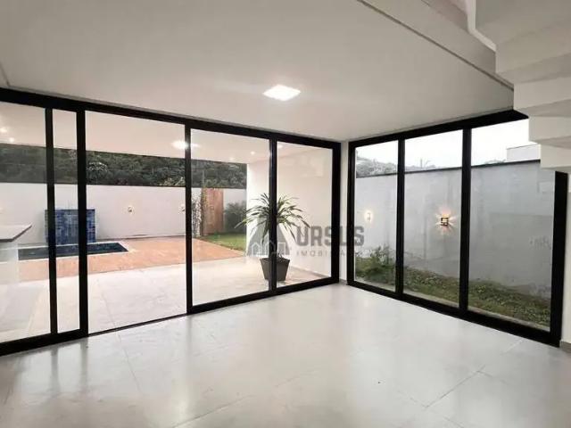 Casa / Sobrado em Condomínio para Venda em Taubaté/SP Itapecerica 3 Quartos