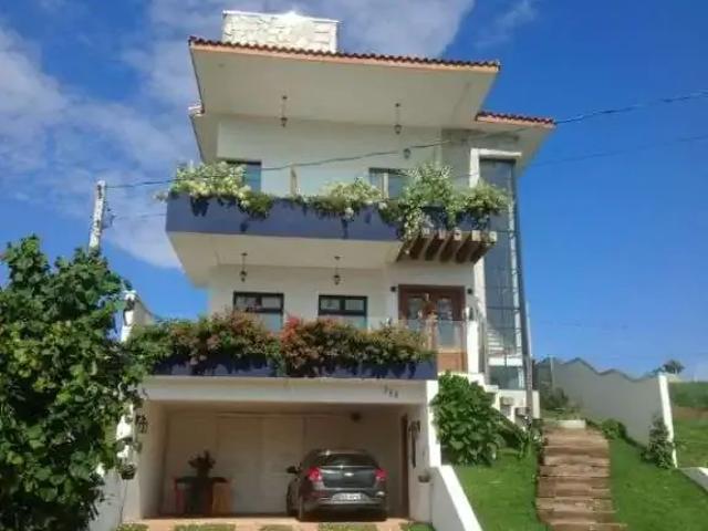 Casa / Sobrado em Condomínio para Venda em Taubaté/SP Itapecerica 3 Quartos