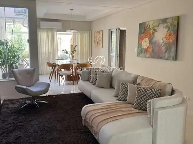 Casa / Sobrado em Condomínio para Venda em Taubaté/SP Jardim Independência 4 Quartos