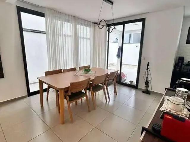 Casa / Sobrado em Condomínio para Venda em Taubaté/SP Chácara Belo Horizonte 3 Quartos