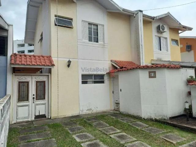 Casa / Sobrado em Condomínio para Venda em Taubaté/SP Parque São Cristóvão 3 Quartos