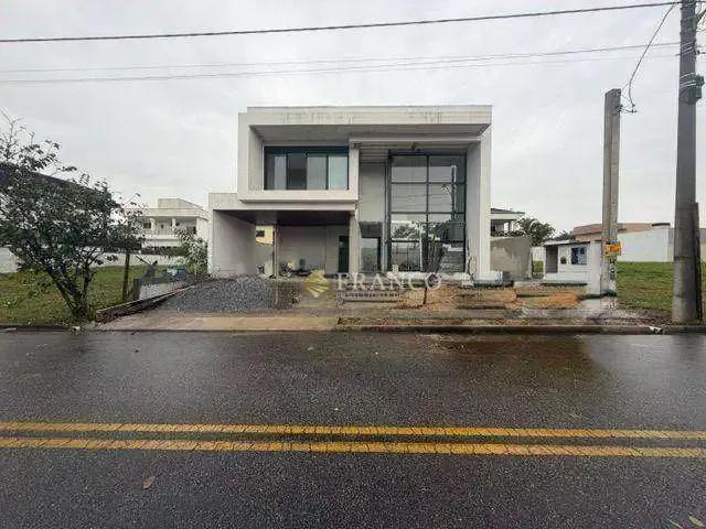 Casa / Sobrado em Condomínio para Venda em Taubaté/SP Residencial Ouroville 4 Quartos