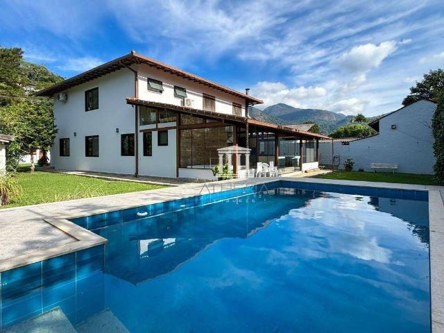 Casa / Sobrado em Condomínio para Venda em Teresópolis/RJ Carlos Guinle 4 Quartos