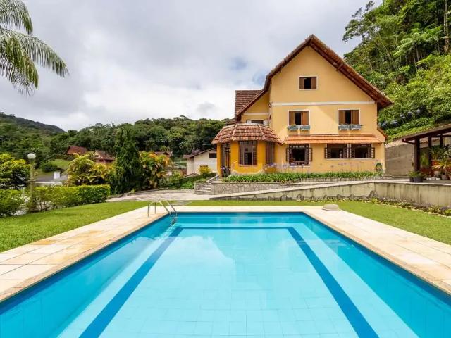 Casa / Sobrado em Condomínio para Venda em Teresópolis/RJ Carlos Guinle 4 Quartos