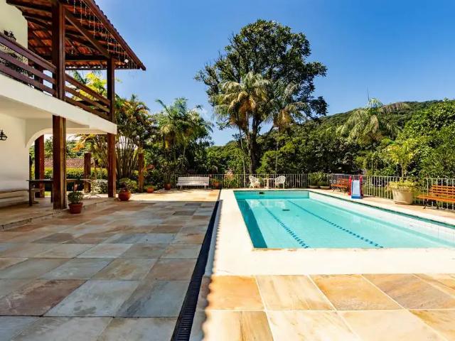 Casa / Sobrado em Condomínio para Venda em Teresópolis/RJ Carlos Guinle 6 Quartos