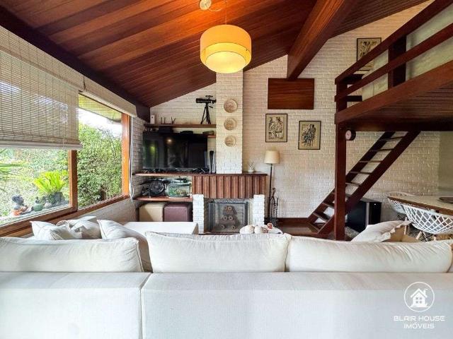 Casa / Sobrado em Condomínio para Venda em Teresópolis/RJ Cascata do Imbuí 4 Quartos