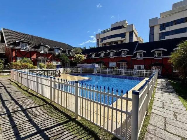 Casa / Sobrado em Condomínio para Venda em Teresópolis/RJ Alto 4 Quartos