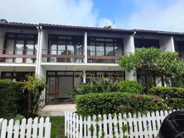 Casa / Sobrado em Condomínio para Venda em Teresópolis/RJ Alto 4 Quartos