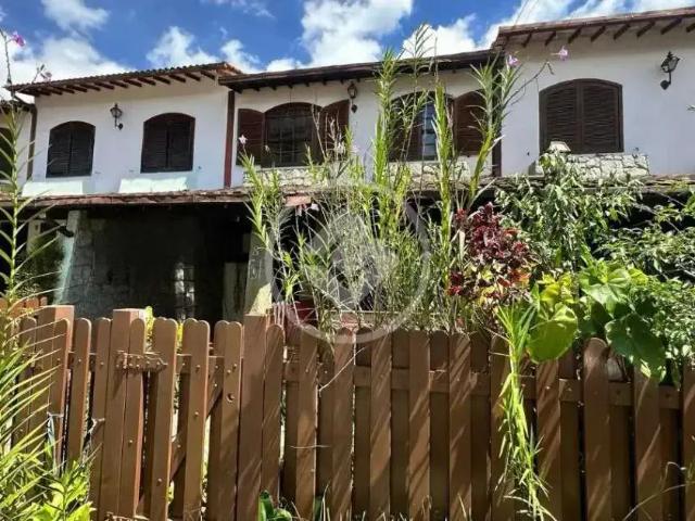 Casa / Sobrado em Condomínio para Venda em Teresópolis/RJ Alto 4 Quartos