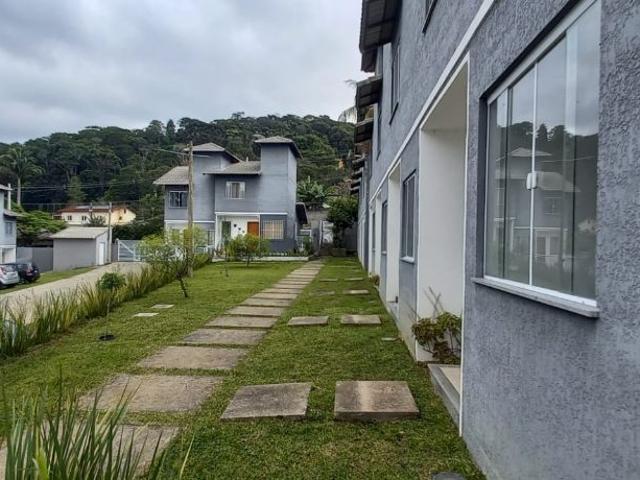 Casa / Sobrado em Condomínio para Venda em Teresópolis/RJ Alto 2 Quartos