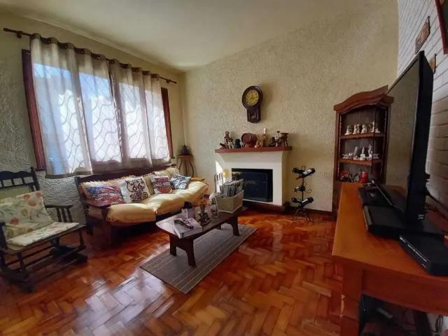 Casa / Sobrado em Condomínio para Venda em Teresópolis/RJ Alto 3 Quartos