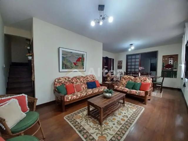 Casa / Sobrado em Condomínio para Venda em Teresópolis/RJ Alto 3 Quartos