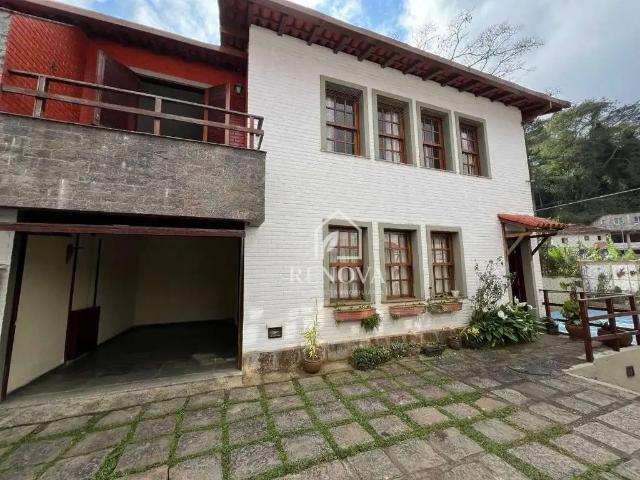 Casa / Sobrado em Condomínio para Venda em Teresópolis/RJ Alto 3 Quartos
