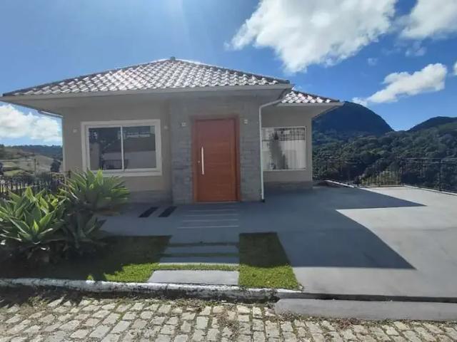 Casa / Sobrado em Condomínio para Venda em Teresópolis/RJ Albuquerque 3 Quartos