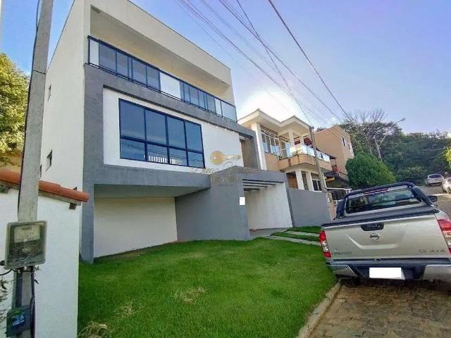 Casa / Sobrado em Condomínio para Venda em Teresópolis/RJ Albuquerque 4 Quartos