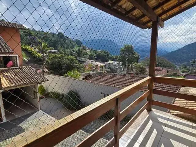 Casa / Sobrado em Condomínio para Venda em Teresópolis/RJ Araras 3 Quartos
