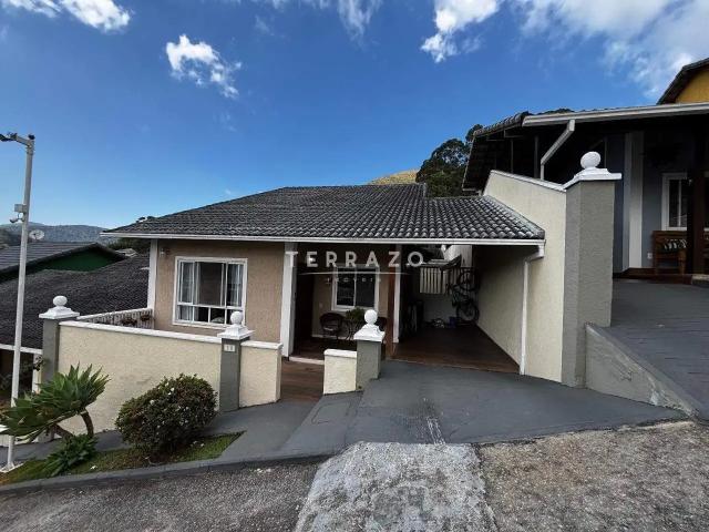 Casa / Sobrado em Condomínio para Venda em Teresópolis/RJ Bom Retiro 3 Quartos