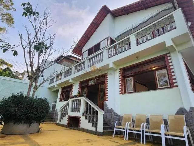 Casa / Sobrado em Condomínio para Venda em Teresópolis/RJ Golfe 3 Quartos
