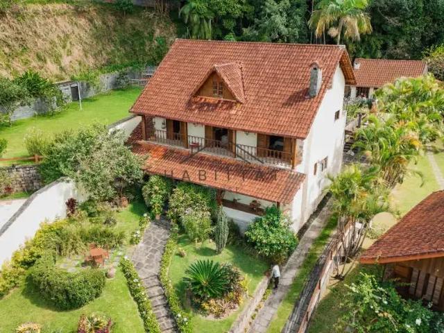 Casa / Sobrado em Condomínio para Venda em Teresópolis/RJ Granja Comary 5 Quartos