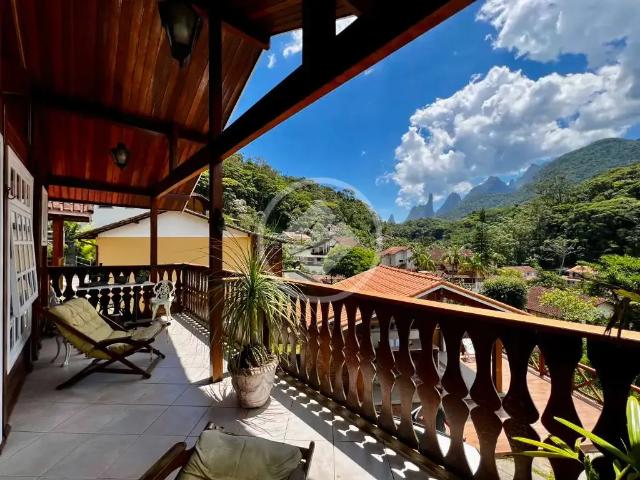 Casa / Sobrado em Condomínio para Venda em Teresópolis/RJ Granja Comary 5 Quartos
