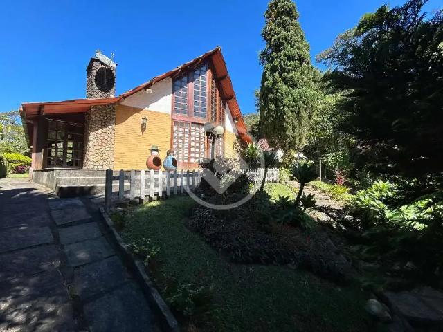 Casa / Sobrado em Condomínio para Venda em Teresópolis/RJ Granja Comary 3 Quartos