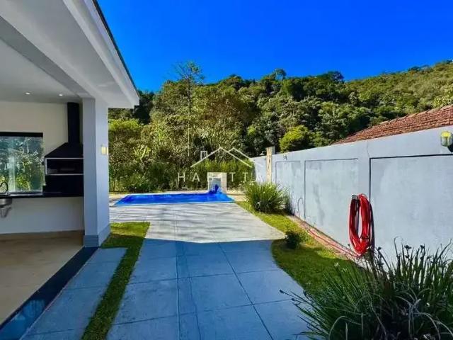 Casa / Sobrado em Condomínio para Venda em Teresópolis/RJ Green Valleiy 3 Quartos
