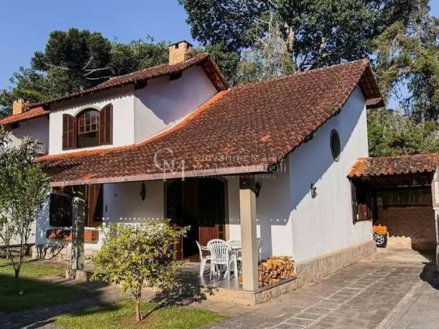 Casa / Sobrado em Condomínio para Venda em Teresópolis/RJ Ermitage 3 Quartos