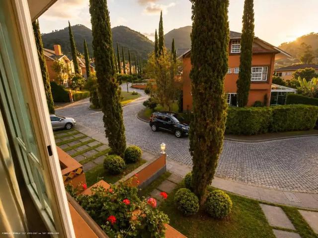 Casa / Sobrado em Condomínio para Venda em Teresópolis/RJ Iucas 3 Quartos