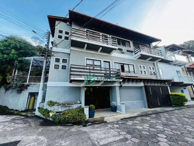 Casa / Sobrado em Condomínio para Venda em Teresópolis/RJ Iucas 5 Quartos