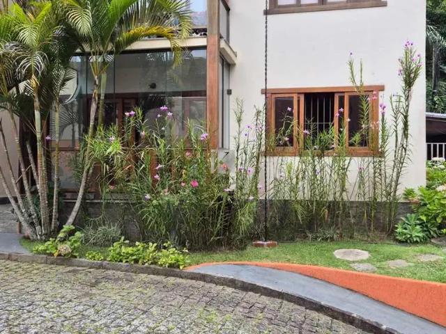 Casa / Sobrado em Condomínio para Venda em Teresópolis/RJ Soberbo 1 Quartos