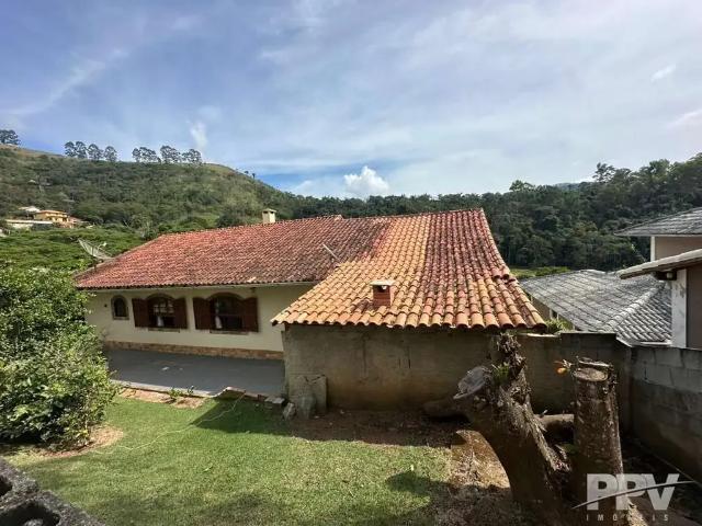Casa / Sobrado em Condomínio para Venda em Teresópolis/RJ Sebastiana 4 Quartos