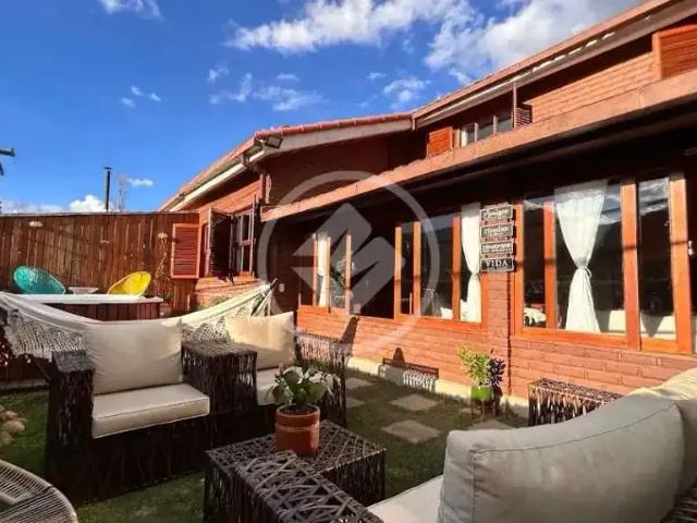 Casa / Sobrado em Condomínio para Venda em Teresópolis/RJ Posse 3 Quartos