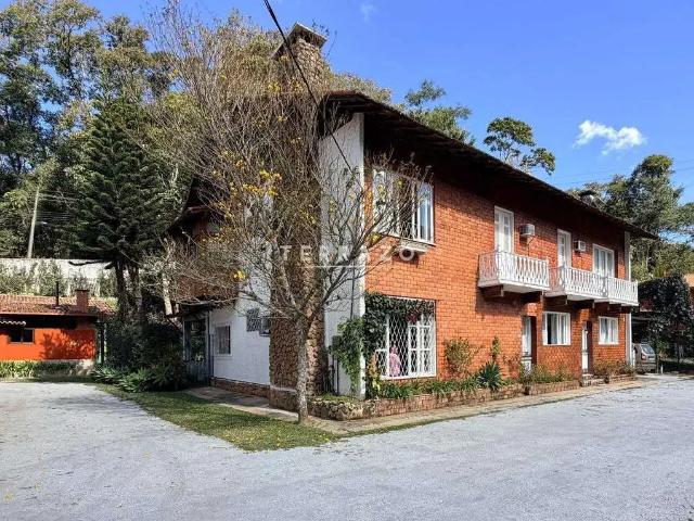 Casa / Sobrado em Condomínio para Venda em Teresópolis/RJ Posse 3 Quartos