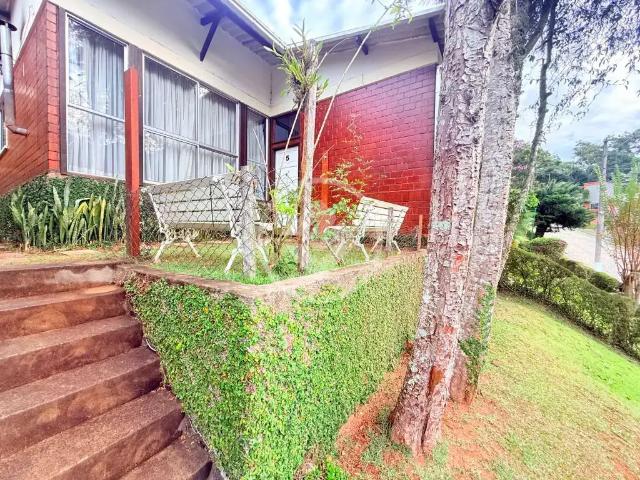 Casa / Sobrado em Condomínio para Venda em Teresópolis/RJ Posse 3 Quartos