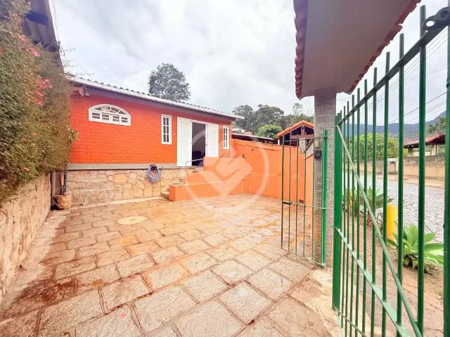 Casa / Sobrado em Condomínio para Venda em Teresópolis/RJ Posse 2 Quartos
