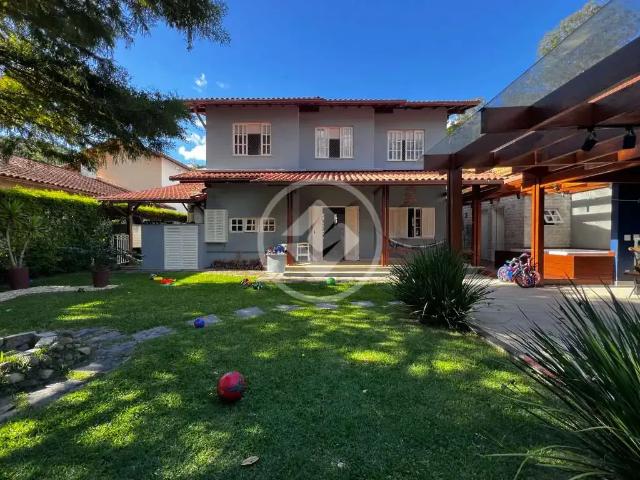 Casa / Sobrado em Condomínio para Venda em Teresópolis/RJ Parque do Imbui 4 Quartos