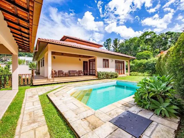 Casa / Sobrado em Condomínio para Venda em Teresópolis/RJ Parque do Imbui 4 Quartos
