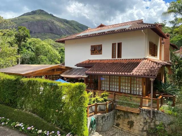 Casa / Sobrado em Condomínio para Venda em Teresópolis/RJ Quebra Frascos 3 Quartos
