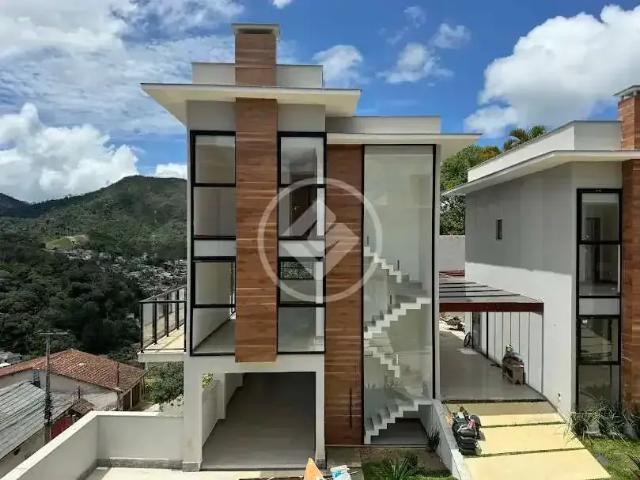 Casa / Sobrado em Condomínio para Venda em Teresópolis/RJ Tijuca 4 Quartos
