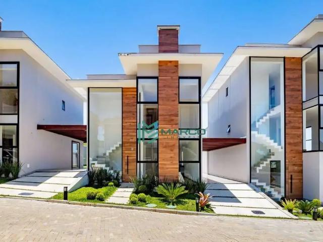 Casa / Sobrado em Condomínio para Venda em Teresópolis/RJ Tijuca 4 Quartos