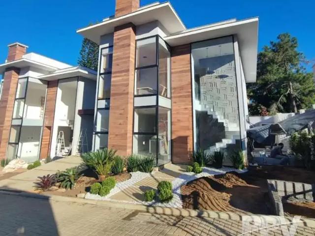 Casa / Sobrado em Condomínio para Venda em Teresópolis/RJ Tijuca 4 Quartos