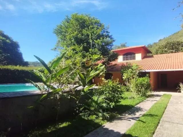 Casa / Sobrado em Condomínio para Venda em Teresópolis/RJ Três Córregos 2 Quartos
