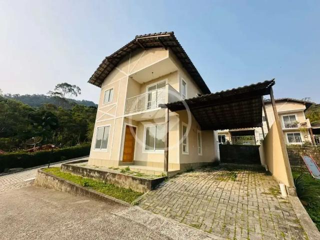 Casa / Sobrado em Condomínio para Venda em Teresópolis/RJ Vargem Grande 4 Quartos