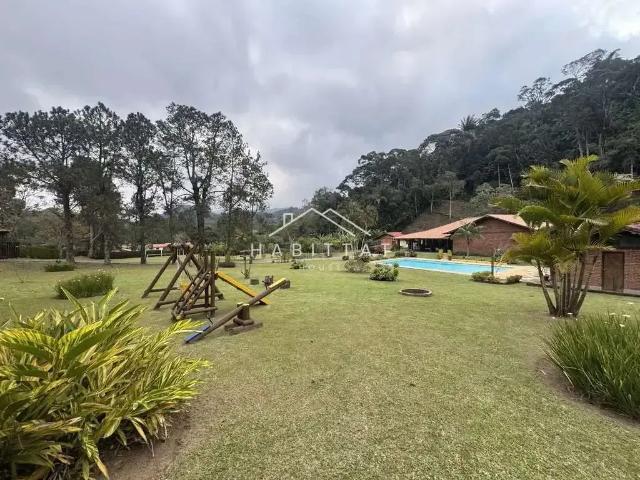 Casa / Sobrado em Condomínio para Venda em Teresópolis/RJ Vargem Grande 4 Quartos