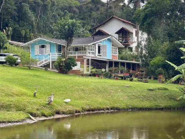 Casa / Sobrado em Condomínio para Venda em Teresópolis/RJ Vargem Grande 5 Quartos
