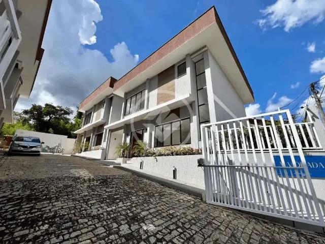 Casa / Sobrado em Condomínio para Venda em Teresópolis/RJ Várzea 4 Quartos