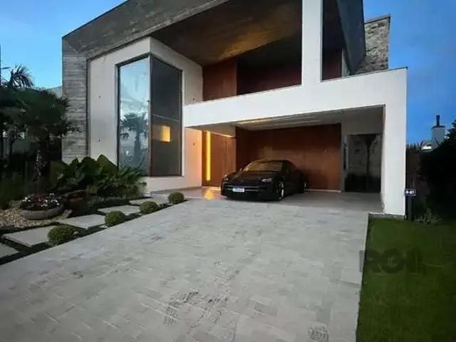 Casa / Sobrado em Condomínio para Venda em Torres/RS Centro 4 Quartos