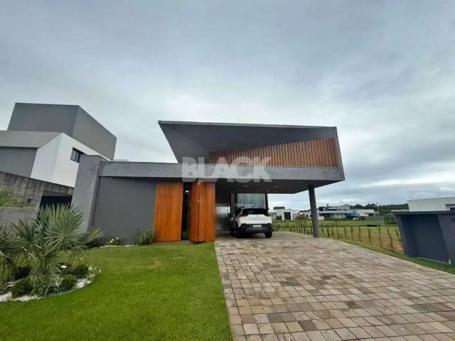 Casa / Sobrado em Condomínio para Venda em Torres/RS Reserva Das Águas 3 Quartos