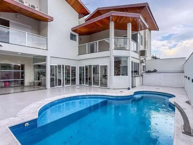 Casa / Sobrado em Condomínio para Venda em Tremembé/SP Campos do Conde II 3 Quartos